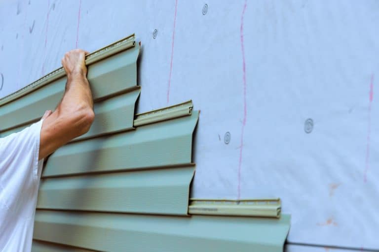 Vinyl Siding Installation: Everything You Need to Know - Selective ...